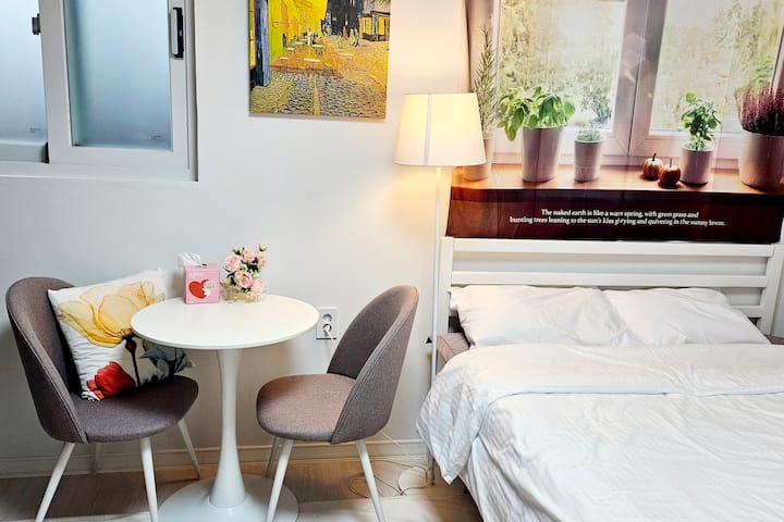 2)킨텍스,
호수공원10분. 홍대입구30분.일산역1분/단독공간
단기임대,장기출장 - 김포본동