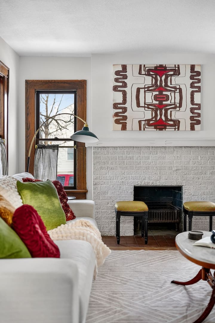 Historic Ames Home • 4br • Near Stadium And Campus - Iowa State University, Ames