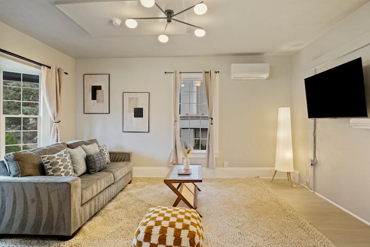 Sweet 4br Steps From Uw | Prime Location @Seattle - Seattle, WA