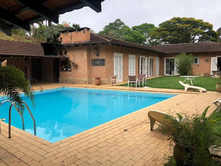 Chacara Do Alê - Seu Refúgio Com Piscina - Embu