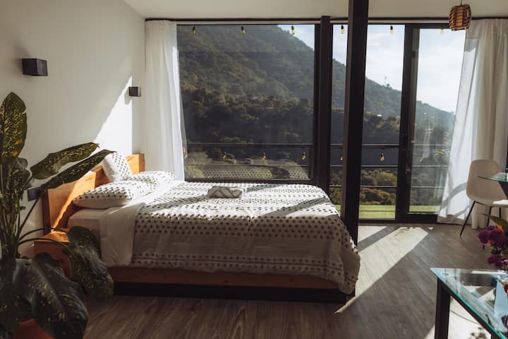 Casita Guacamaya Con Hermosa Vista Al Lago Atitlán - Santa Cruz la Laguna