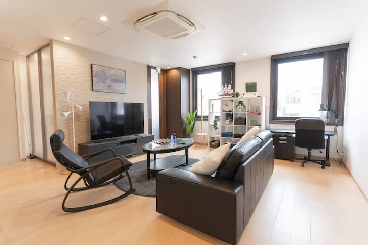 元町駅徒歩1分/70㎡・広々2ldk/最大4名/神戸中心・観光に最適 - Kobe