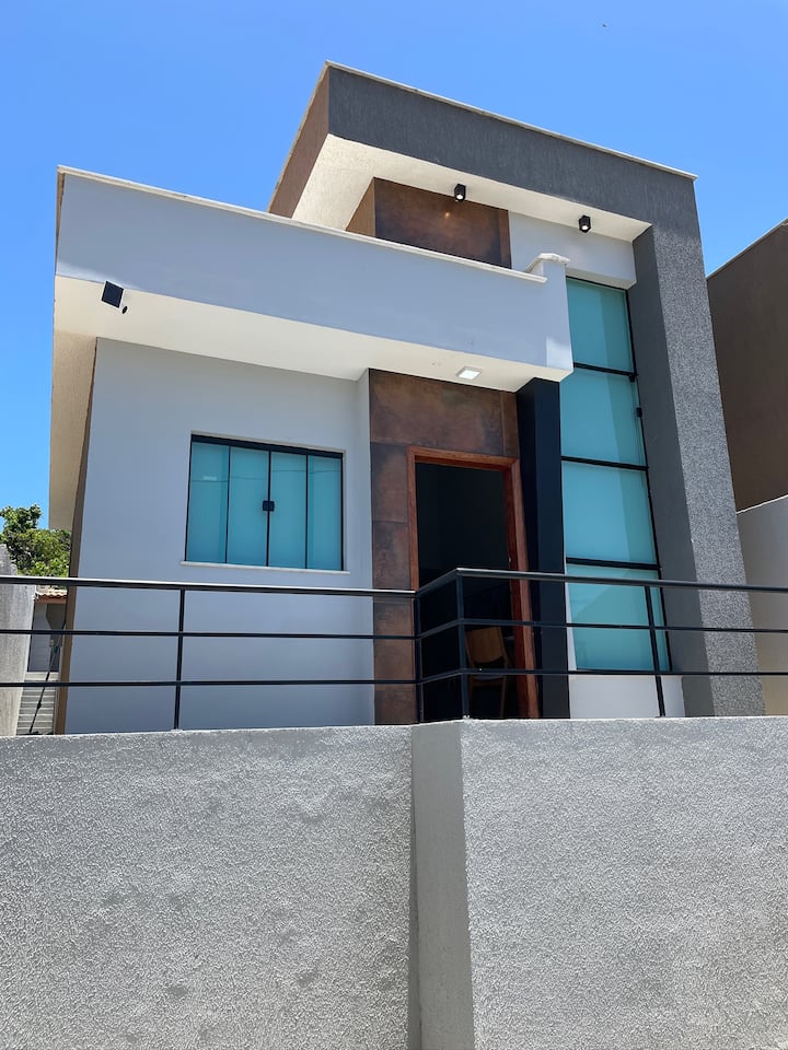 Casa Confortável Moderna Estilo Americana - Rio das Ostras