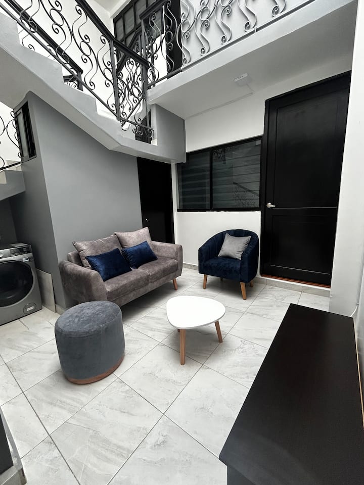 Casita Ciudad Castellana - Loja