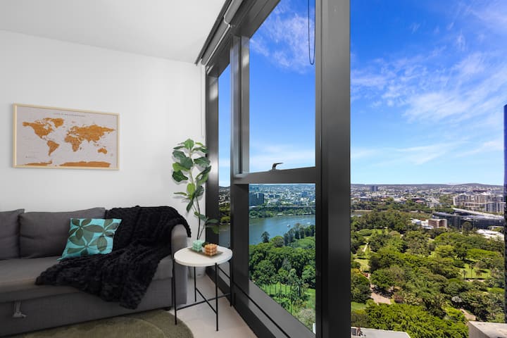 Central Cbd Unit W/ River Views And Free Parking - Windsor, Australia
