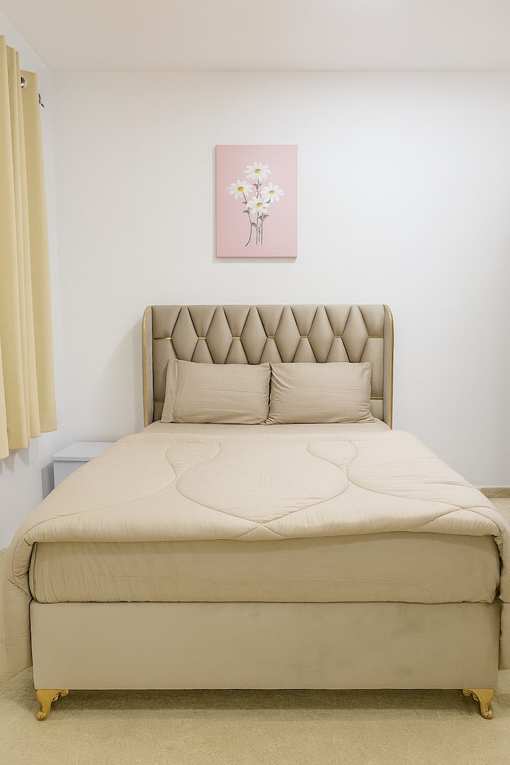 2-room Family Apartment • Private Bathroom - Mascate