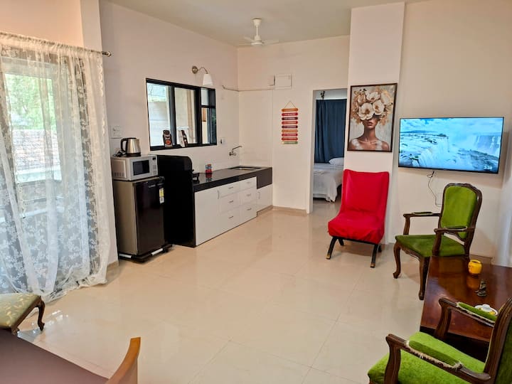 Tranquil Retreat: New Cozy Flat In Koregaon Park - Pune