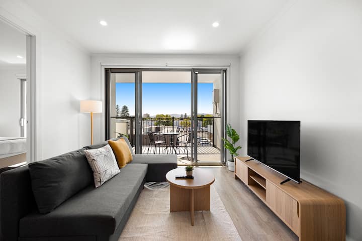 Luxury 2br Apartment | Heart Of Prospect - Manningham
