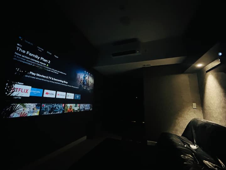 22f Seaview • Private Cinema & Sauna .38 Park Ave. - Cebu City