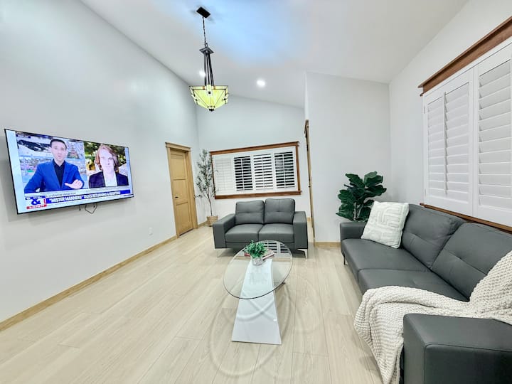 3bd/2ba Newly Remodeled House In Charming Pasadena - Pasadena, CA