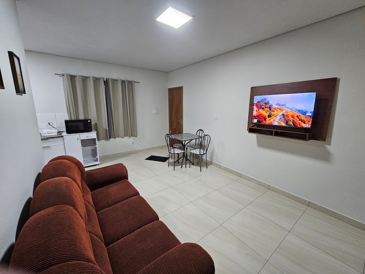 Apartamento 1 Suíte, Sala/cozinha. - Maringá