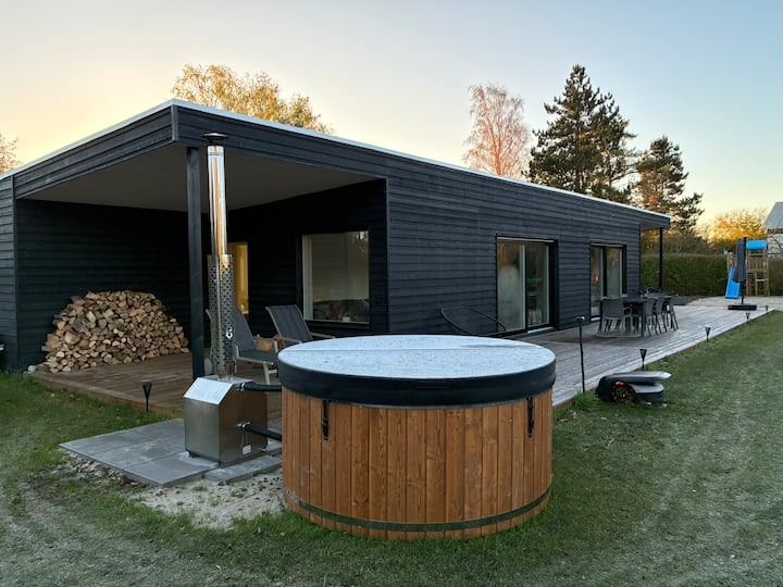 Nyt Sommerhus, Til Store Familier Og Fælles Ferier - 덴마크