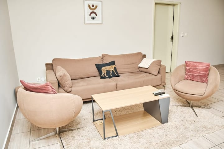 "Le 4ème Ciel" Appart Cosy & ÉQuipé, Wifi, 2 Tv - Gabon