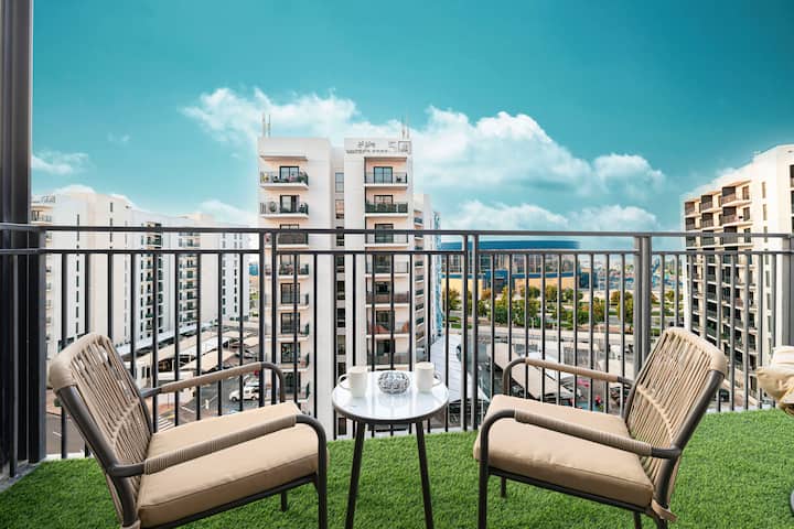 Stylish Waterfront 1br |Seaworld Views |Pool & Gym - Abou Dabi