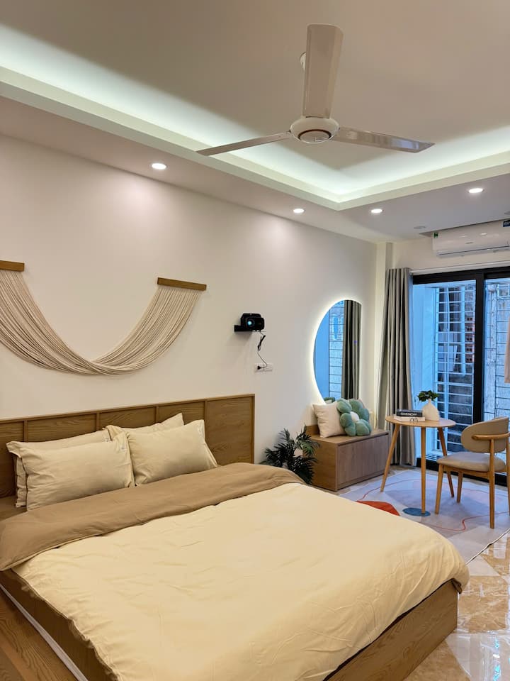 Ntg402@oldquarter/studio/netflix/freewasher-dryer - Hanoi