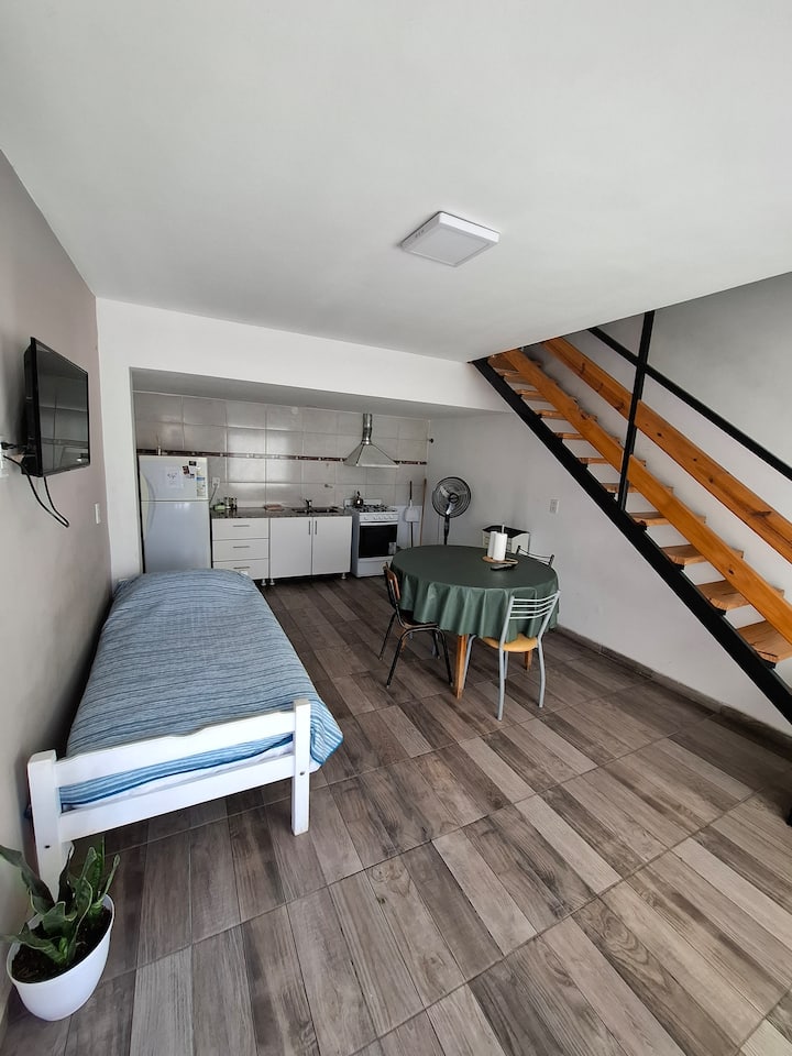 Duplex Centrico Con Garage Y Patio - General Roca