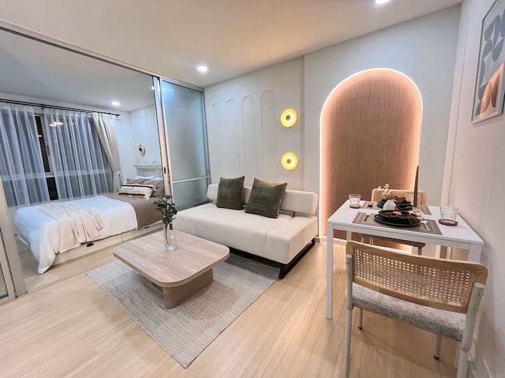 Modern Condominium In Phuket - Phuket