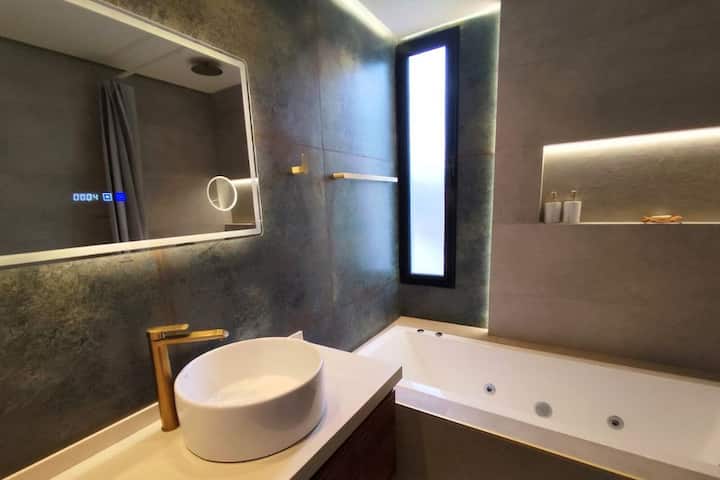 Casa Amplia Con Jacuzzi A Pasos Del Prado - Montevideo
