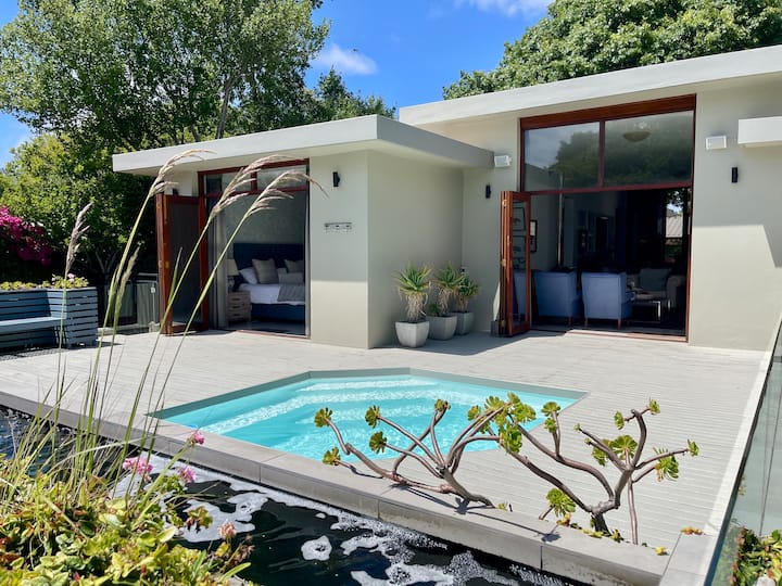 Stunning Contemporary Home In George! - George