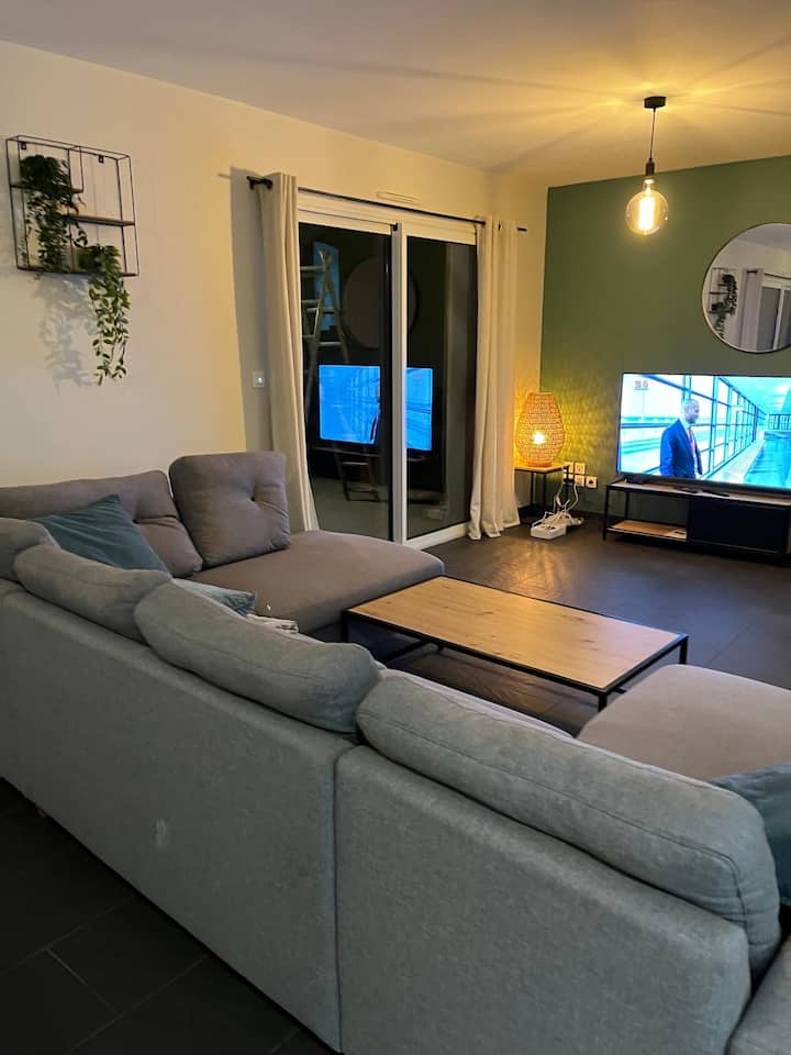 Maison Moderne Chaleureuse & Lumineuse - Pyrénées - Lac de Suyen