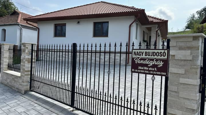 4 Külön Szoba Saját Fürdőkkel, Tágas Közösségi Tér - Lillafüred