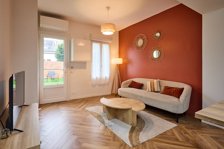 Maison En Centre Ville - La Maison Des Pins - Le Mans