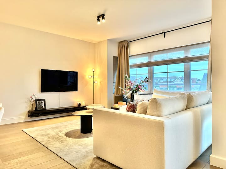 Downtown Knokke Luxury Apartment Near The Beach - Brugge
