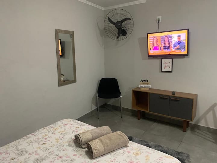 Love Para 2, Wifi, Estacionamento,  Privacidade. - Santo Amaro da Imperatriz