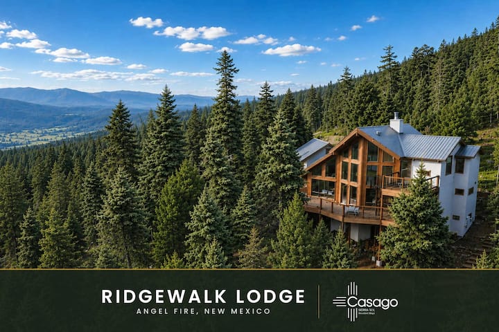 Ridgewalk Lodge - Epic 9200' Views, Sauna & Decks - Angel Fire, NM