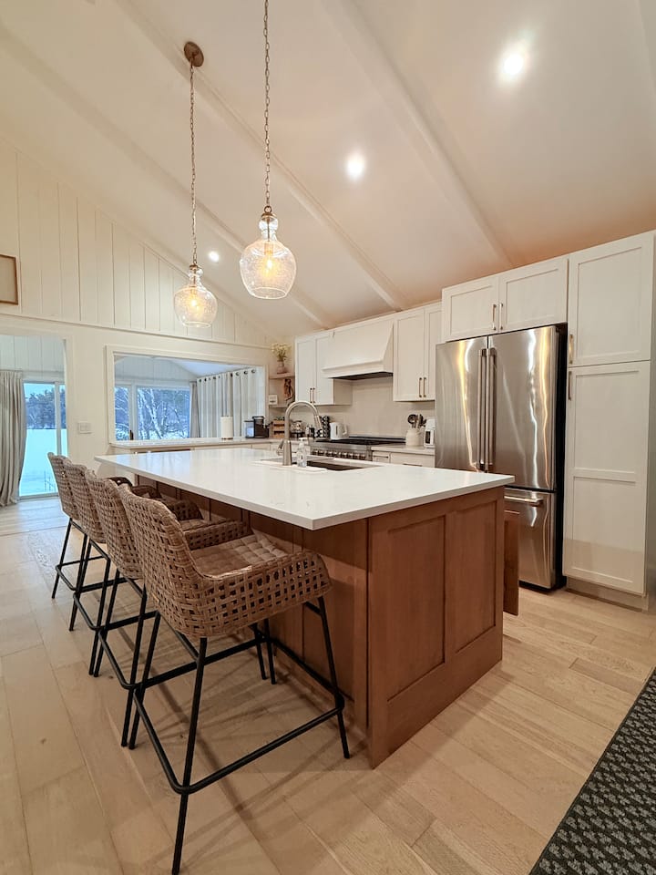 Sunset Lake House/near Wachusett Mountain Ski Area - Lake Monomonac