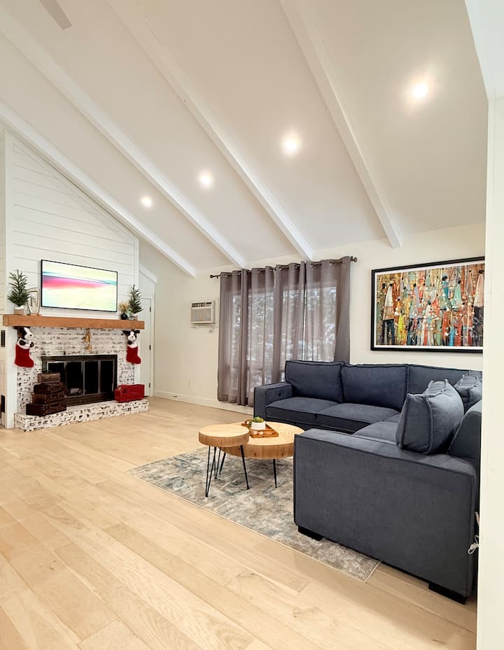 Sunset Lake House/near Wachusett Mountain Ski Area - Ashburnham, MA