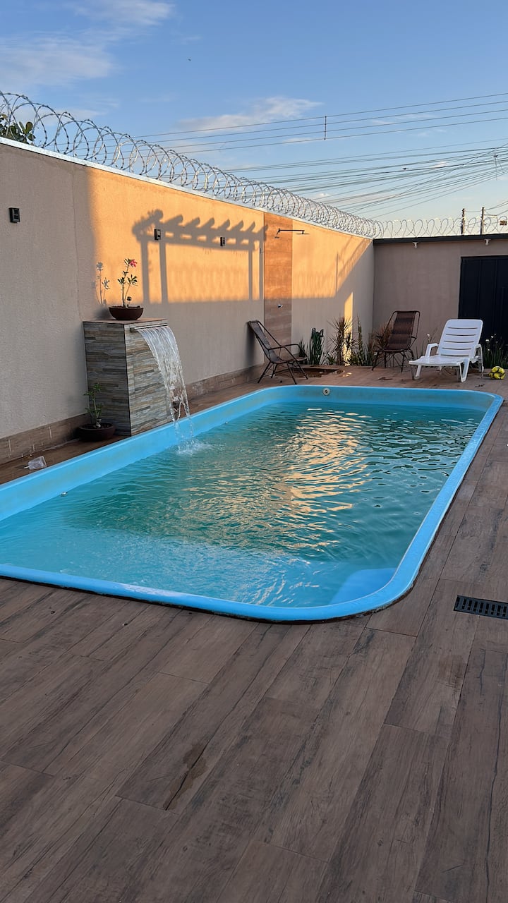 Espaço Amplo E Aconchegante Com Piscina Aquecida - Goiânia