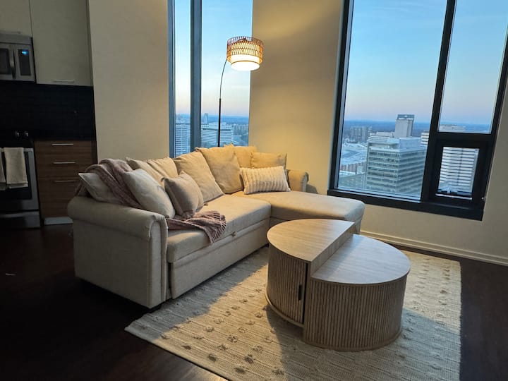 Stylish Studio Steps To Tysons Metro - Queen Bed - Fairfax, VA