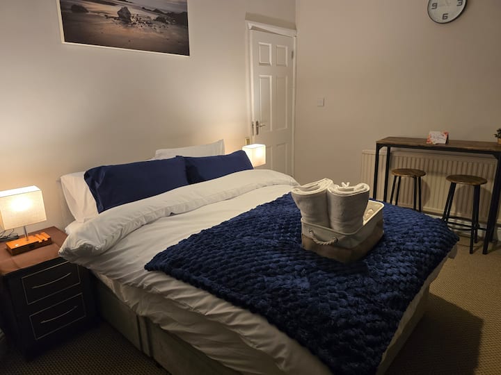 1 Bed Private Bath, Kitchen & Greattube Access - Aéroport de Londres Heathrow (LHR)