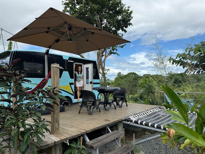 Luxury Caravan With Outdoor Jacuzzi At Madlum - Filippine