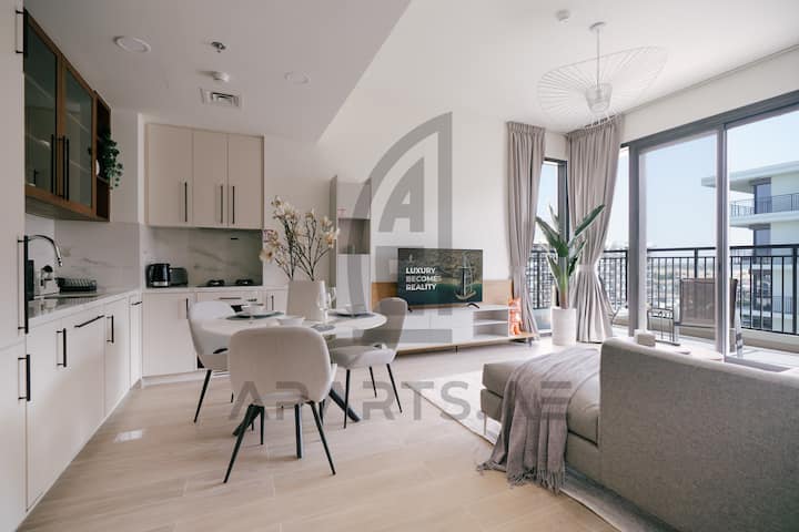 Modern & Spacious 1br | The Regent Town Square - Dubai