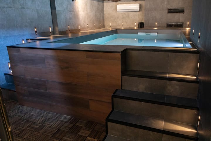 Loft Tourcoing Centre, 4 Suites, Piscine, Garage - Roubaix