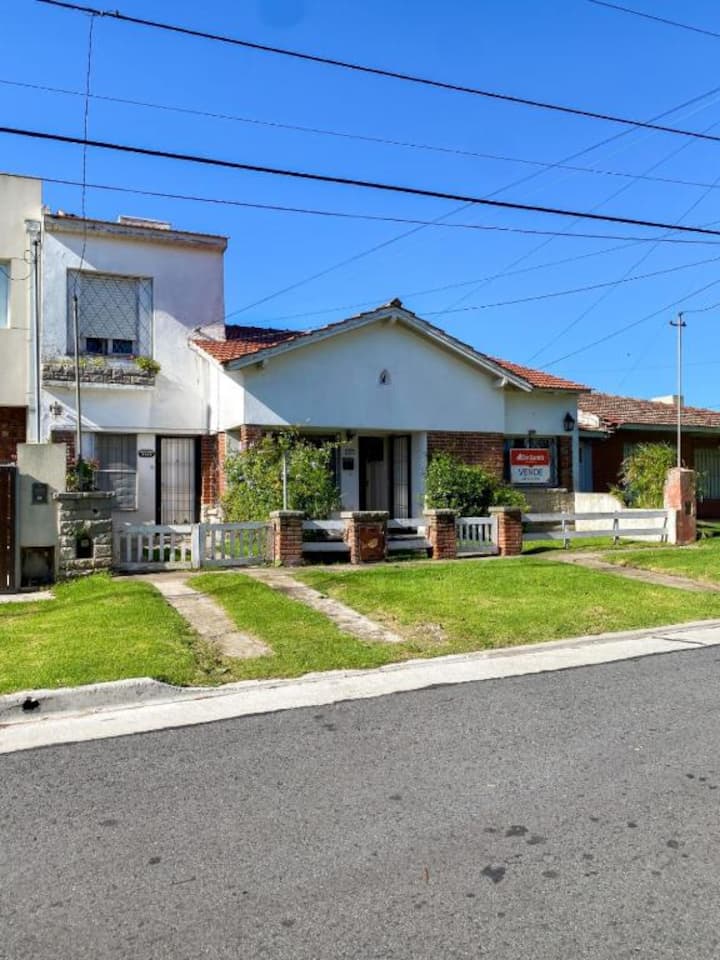Chalet En Colinas De Peralta Ramos - Mar del Plata