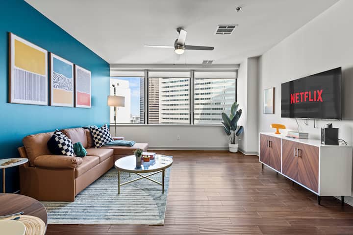 Downtown 1br | Free Parking | Pool | Gym | Skyline - Dallas