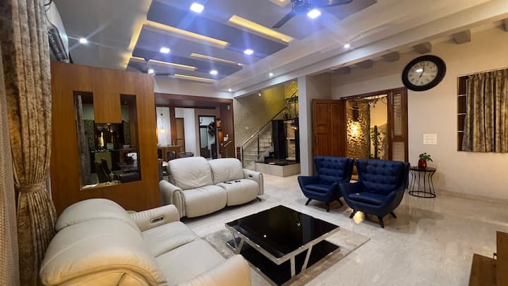 Mannat- Executive 4 Bhk Luxury Home @Akshaya Nagar - Bangalore