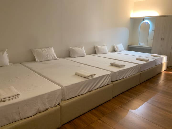 11-budget Friendly Large Room For 15 Guest (Nonac) - Alappuzha