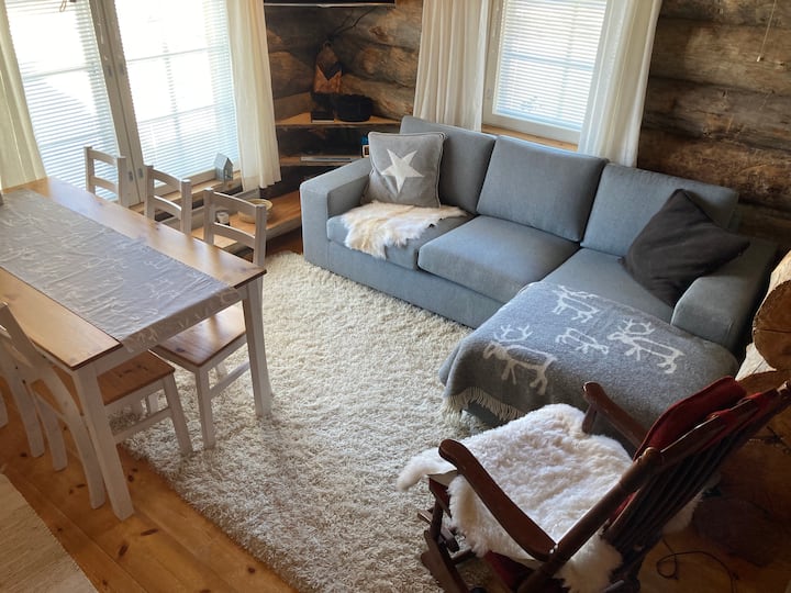 Charming Traditional Log Cabin - Lappi