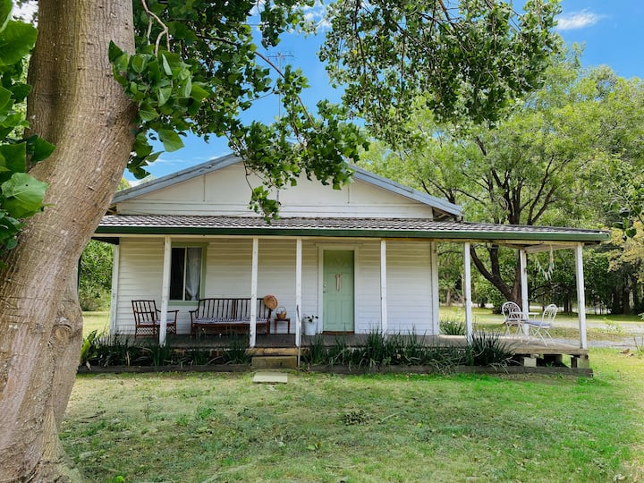The Cottage Next To Cambewarra Estate Winery - Nowra