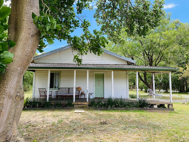 The Cottage Next To Cambewarra Estate Winery - Nowra