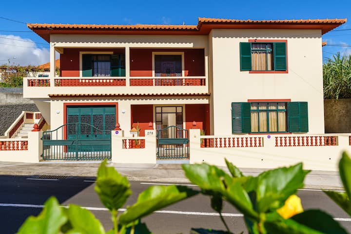 ÁGua Sol | Casa No Campo - Madeira