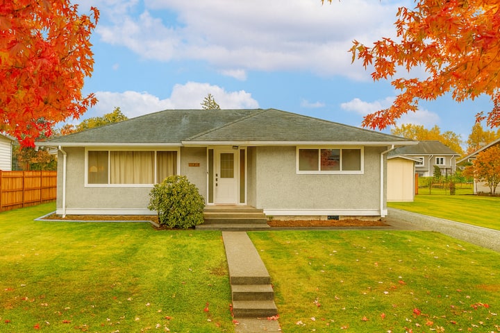 2br Coastal Haven— Mins To Birch Bay W/ Hot Tub! - White Rock