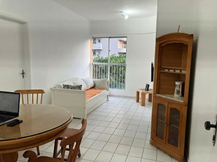 Enseada 1 Dorm C/garagem: Desconto 30% P/ 1 Semana - Brasil