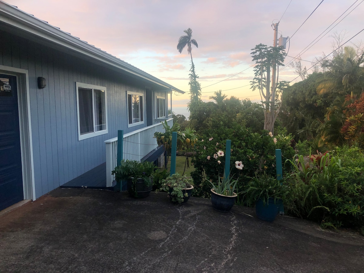 Land of Sunshine Paauhau on the Hamakua coast. in Honokaa, Hawaii ...