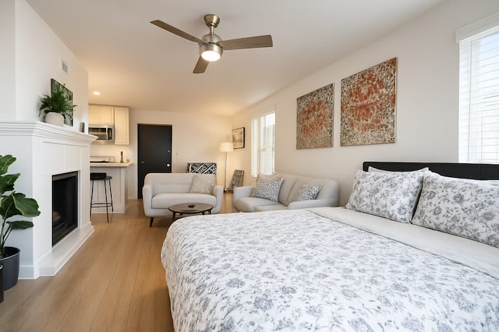 Cozy Marina Del Rey Stay Near The Beach - Marina del Rey, CA