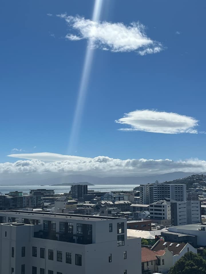 Sunny, Quiet City Escape Apartment - Northland